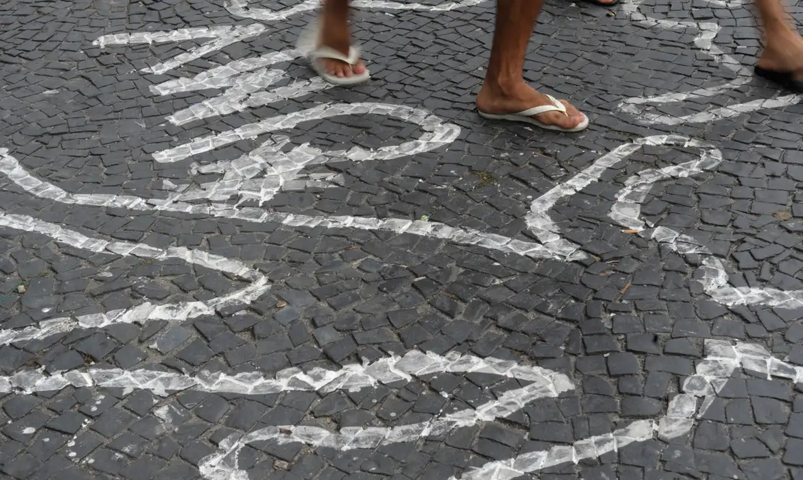 Brasil tem menor número de homicídios e latrocínios em dez anos, diz ...